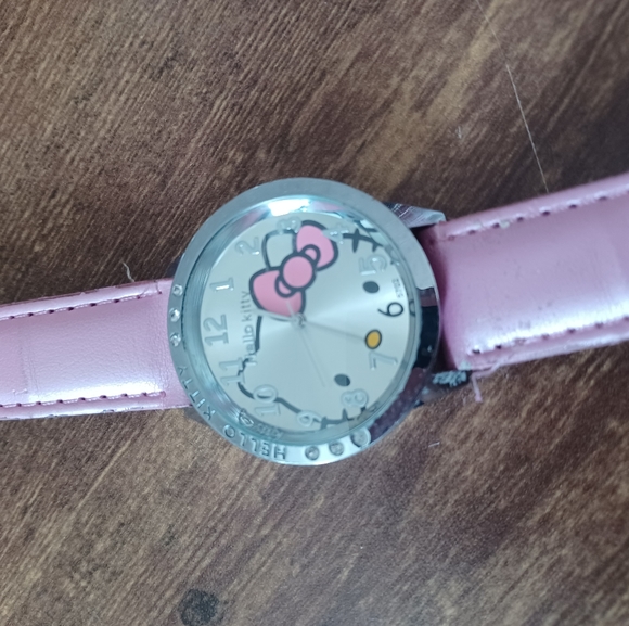 Sanrio | Accessories | Sanrio Hello Kitty Watch | Poshmark